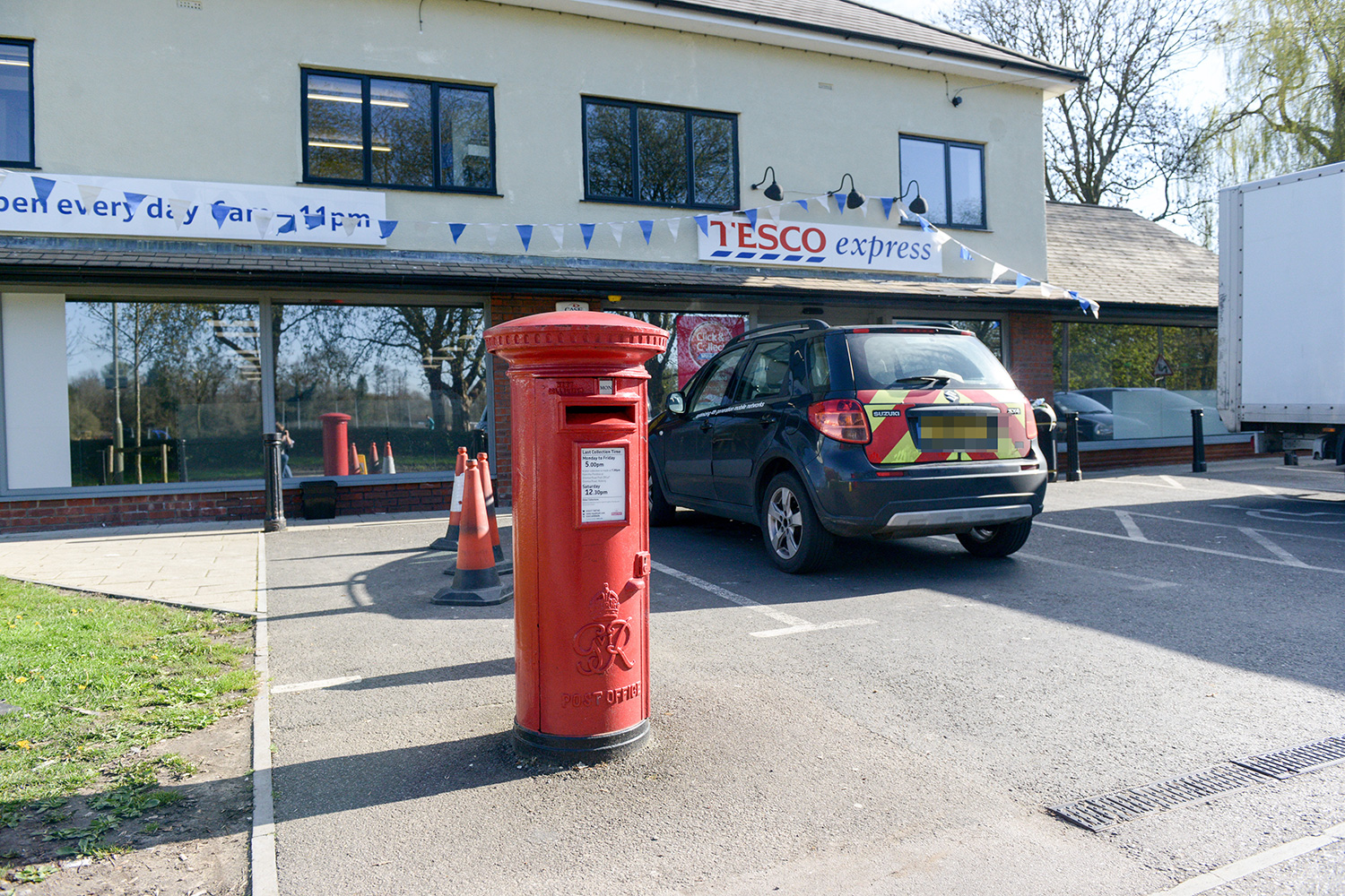 BRITAIN'S WORST PARKING SPACE IS BLOCKED IN BY POST BOX